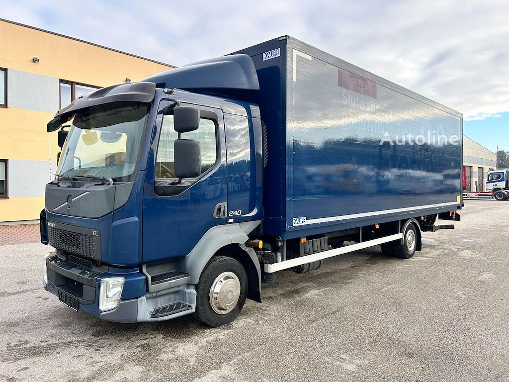 Volvo FL240 4X2 EURO6 + LIFT kamion furgon