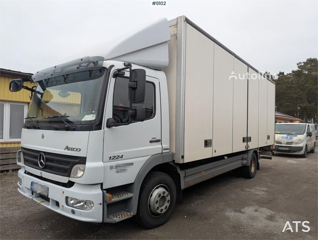 Mercedes-Benz 1224 L 4x2 kamion furgon