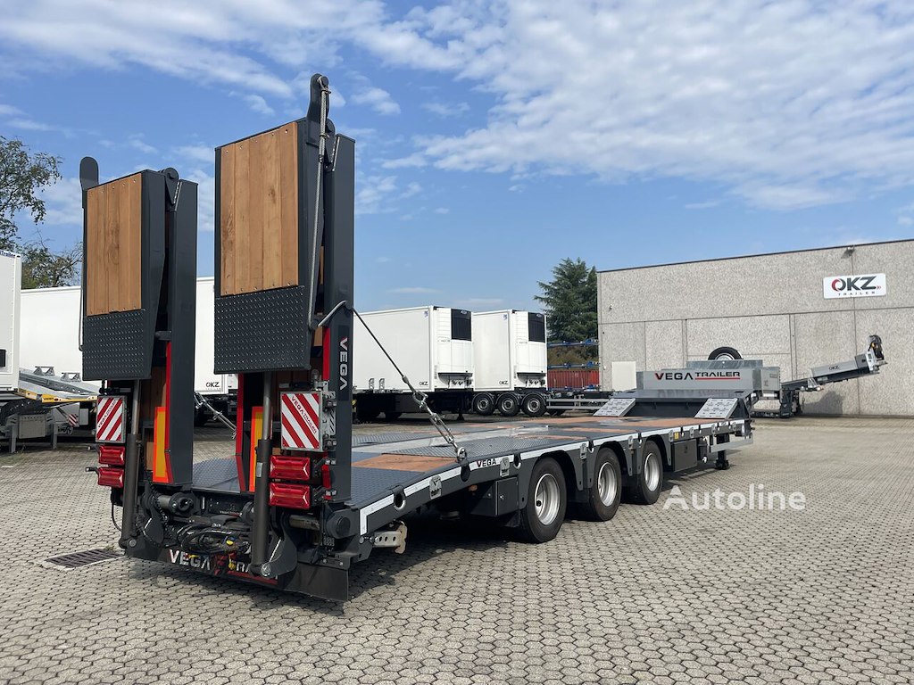 Nova Vega Trailer CARRELLONE TRE poluprikolica sa niskom platformom
