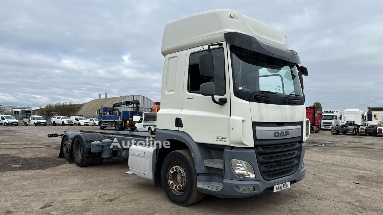 Prodaje se DAF CF 440 kamion šasija na aukciji