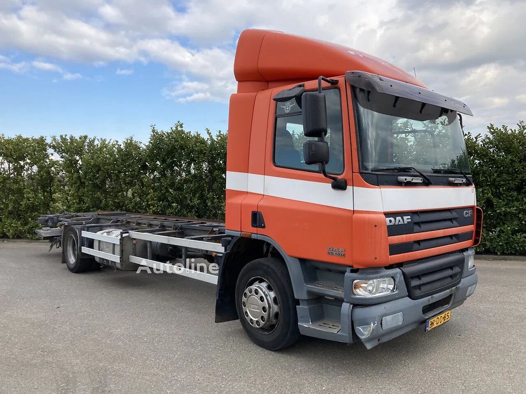 DAF CF65.180 Euro3 Manual / Laadklep kamion šasija