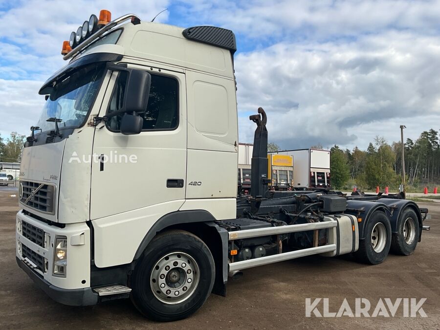 Prodaje se Volvo FH12 6X2 rol kiper sa kukom na aukciji