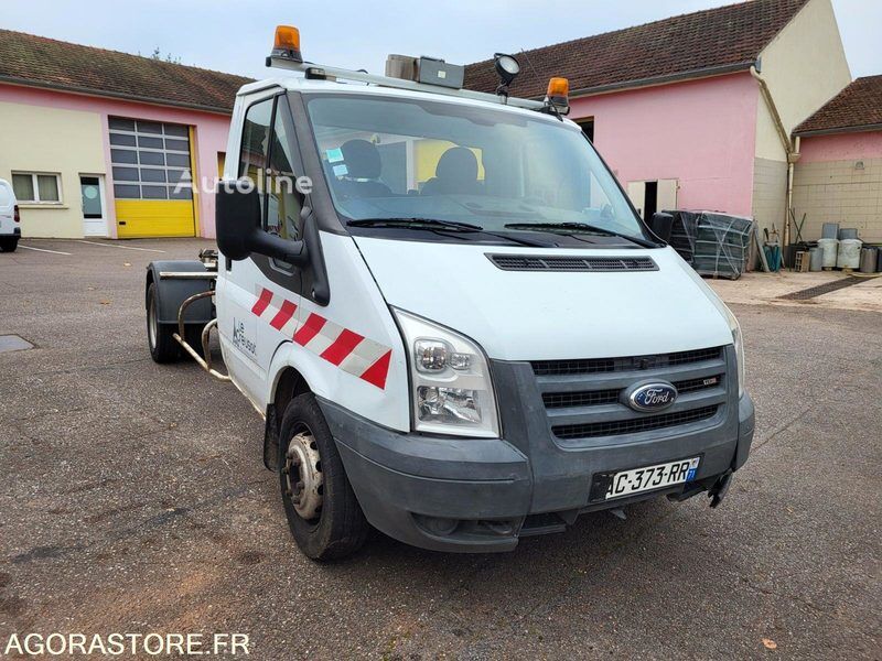 Prodaje se Ford Transit rol kiper sa kukom na aukciji