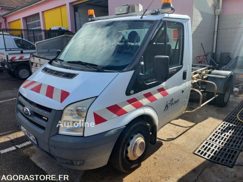 Prodaje se Ford Transit rol kiper sa kukom na aukciji