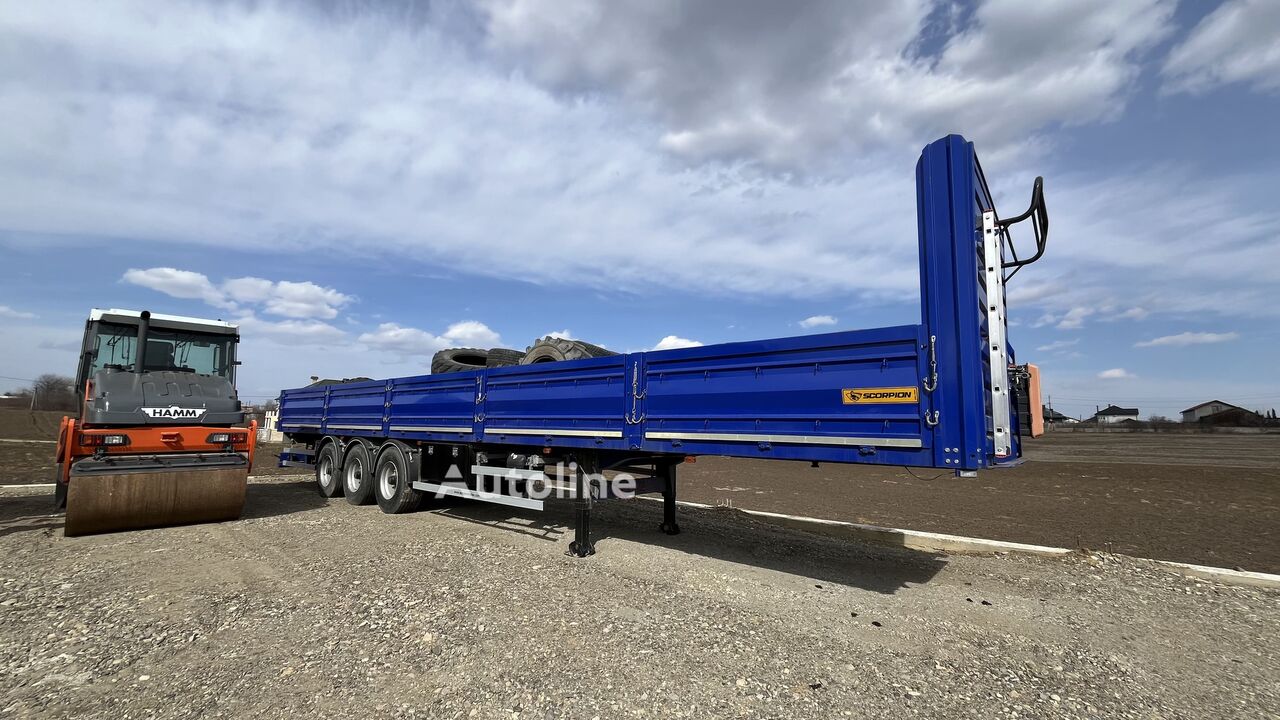Nova Scorpion Trailer SVG3 poluprikolica sa ravnom platformom