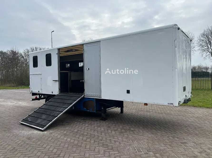 Prodaje se Kuiper 6.9 ton paardentrailer poluprikolica za prevoz konja na aukciji
