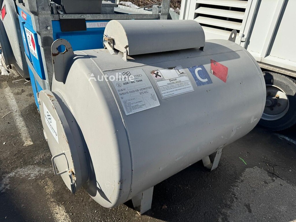 Prodaje se Andre SB dieseltank 960 liter rezervoar za skladistenje goriva na aukciji