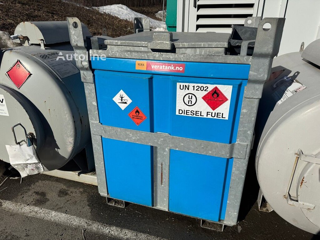 Prodaje se Andre Veratank 950 liter dieseltank med pumpe rezervoar za skladistenje goriva na aukciji