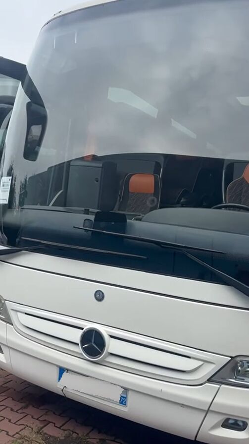 Mercedes-Benz Tourismo 17 RHD-L turistički autobus