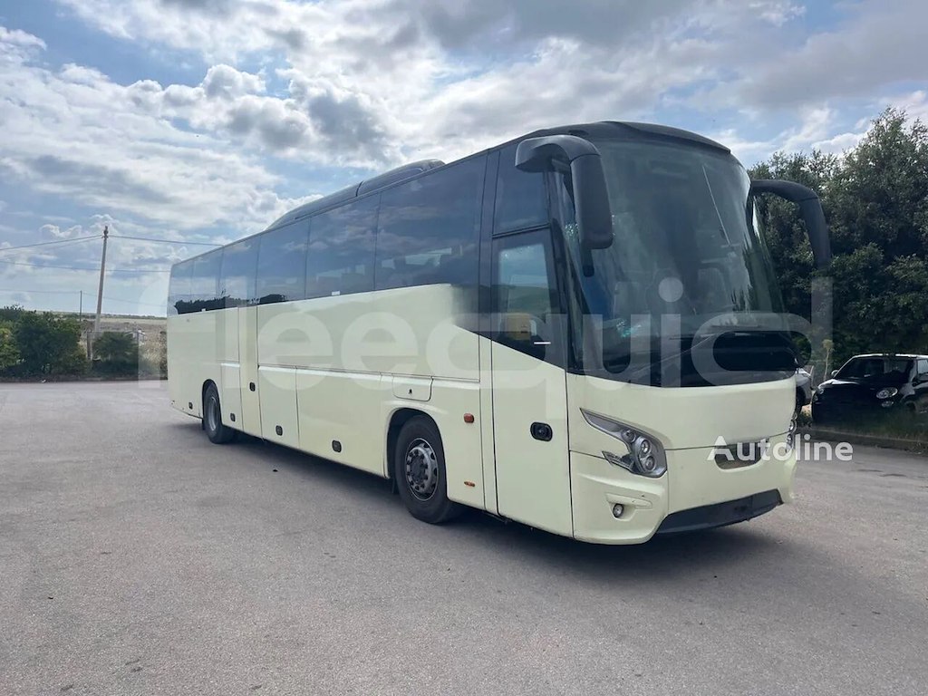 VDL Futura turistički autobus