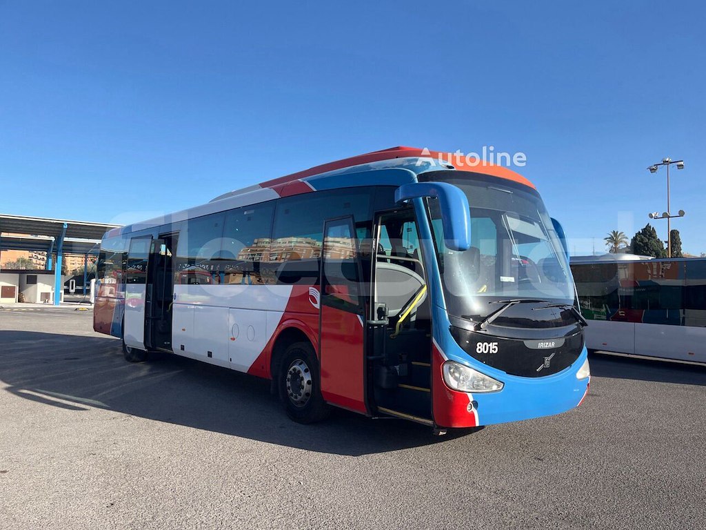 Volvo B9 prigradski autobus