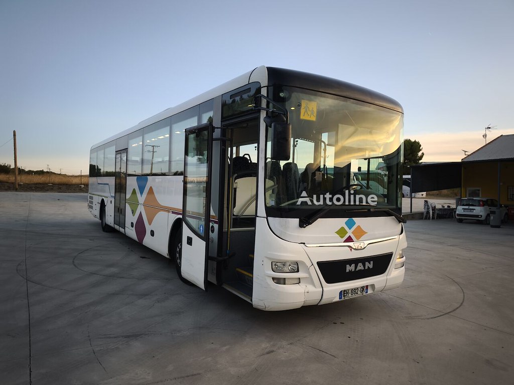 MAN INTERCITY 59+4+1 prigradski autobus