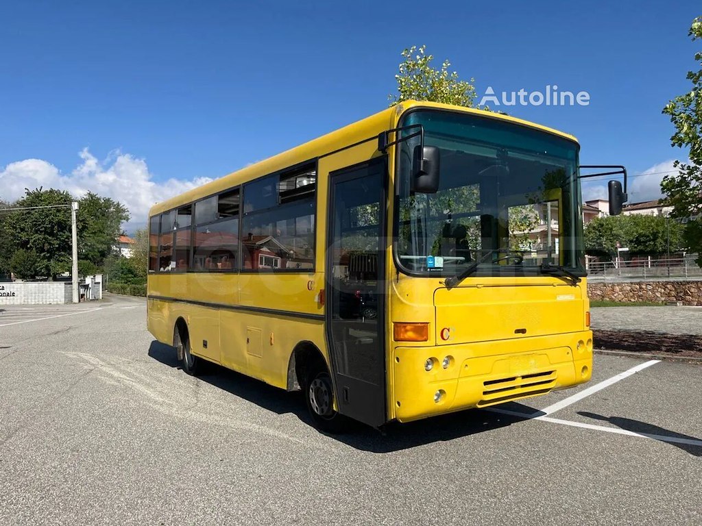 Prodaje se IVECO Cacciamali prigradski autobus na aukciji