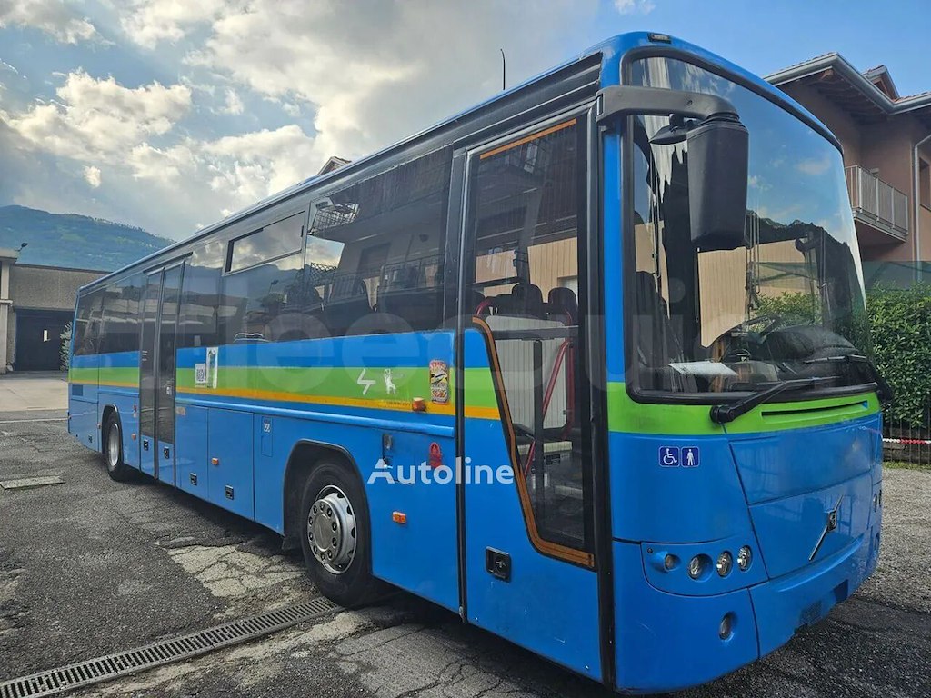 Prodaje se Volvo 8700B12B prigradski autobus na aukciji