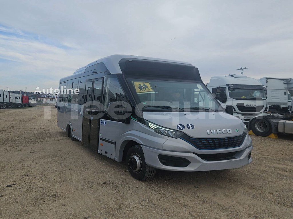 IVECO Intercity Mobi prigradski autobus