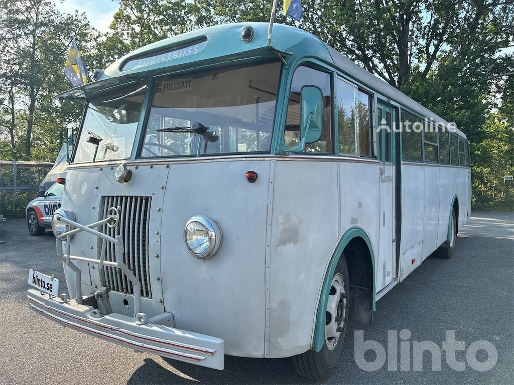 Prodaje se Volvo B 513 prigradski autobus na aukciji