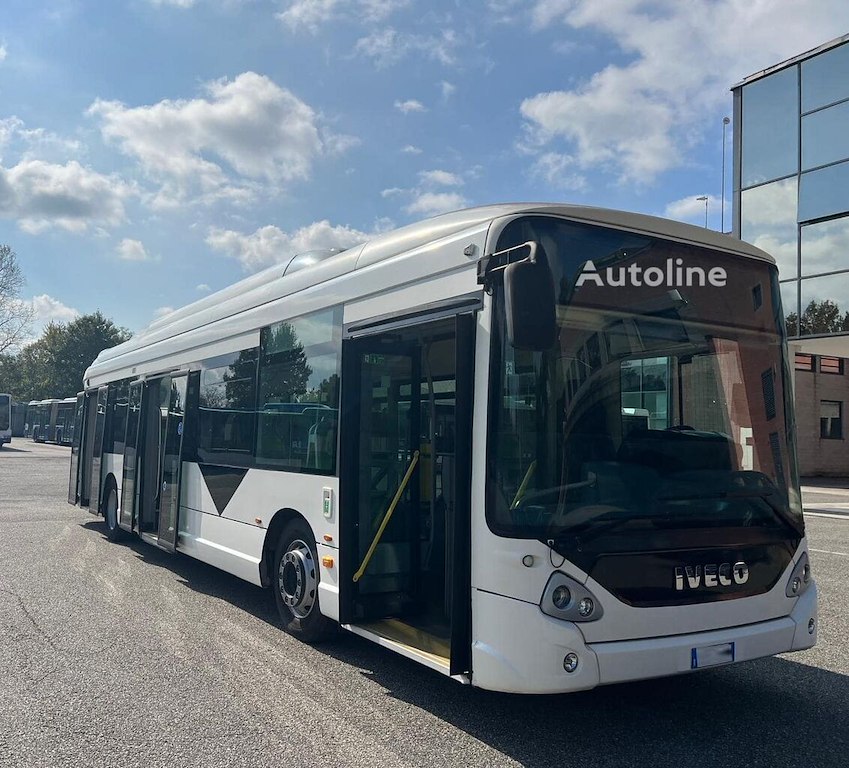 IVECO GX330 ELEC gradski autobus