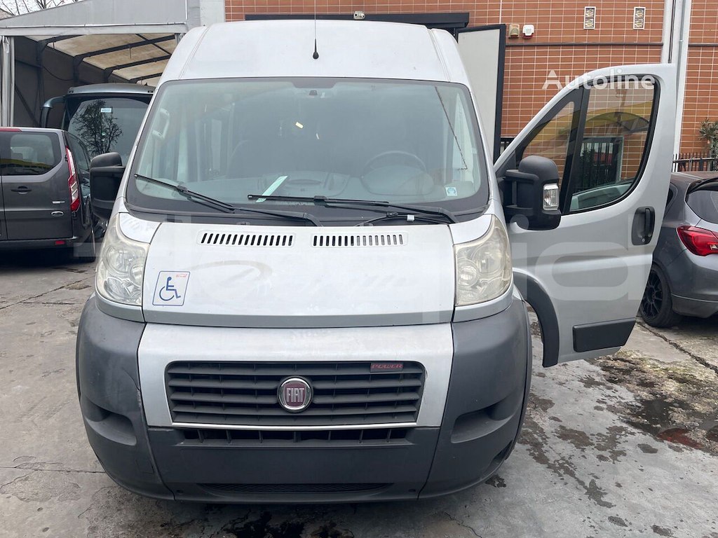 Fiat Ducato putnički minibus