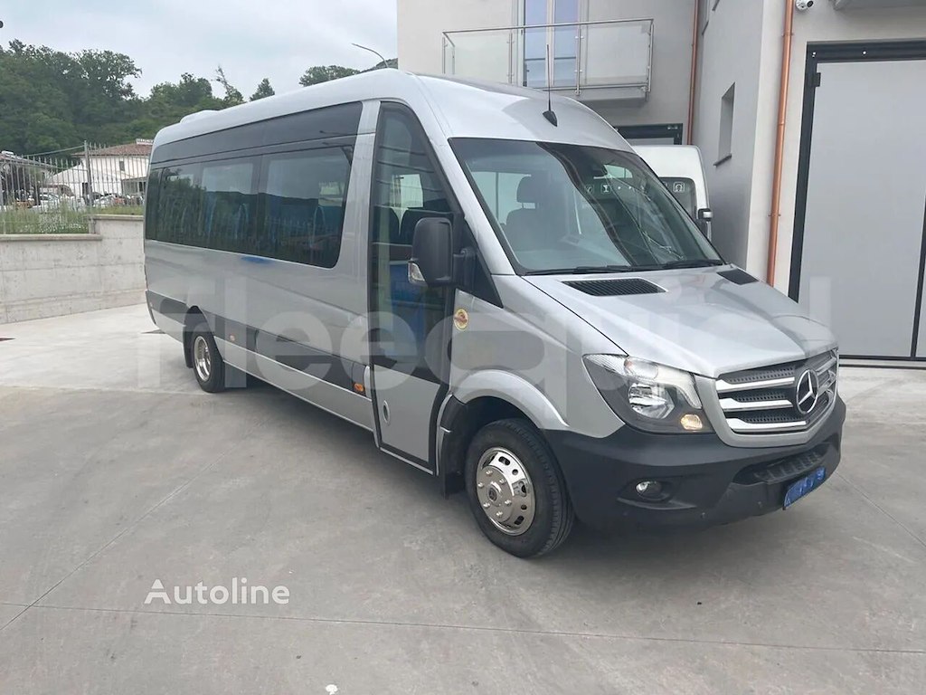 Mercedes-Benz Sprinter putnički minibus