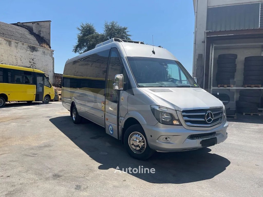 Mercedes-Benz Sprinter putnički minibus