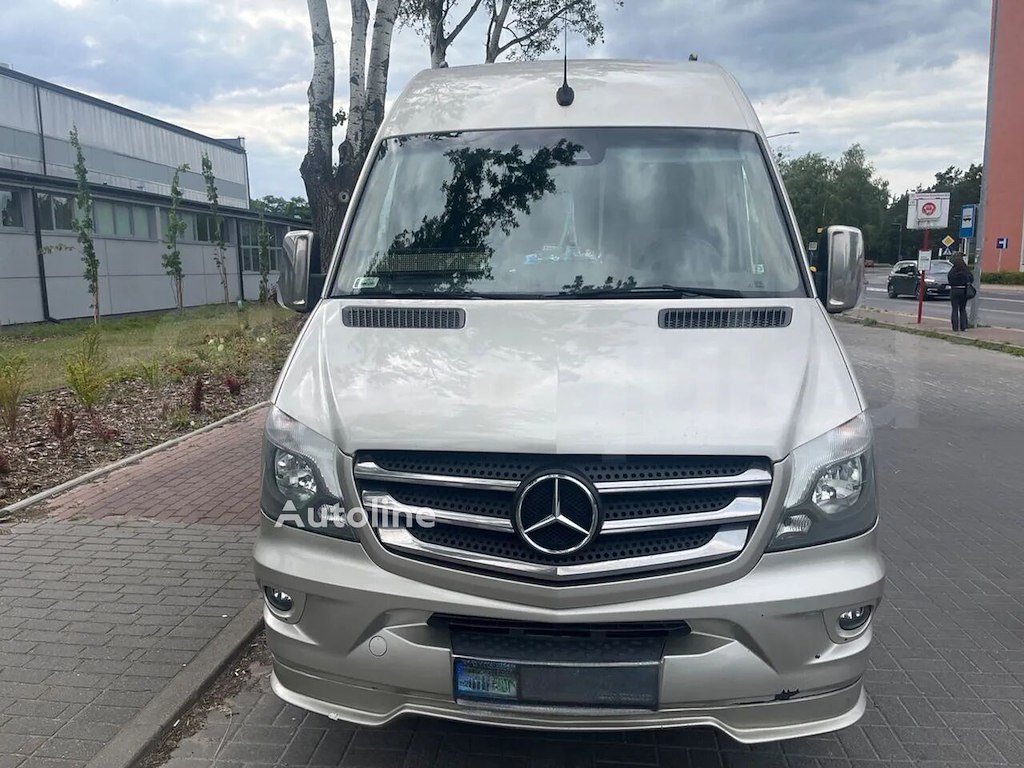 Mercedes-Benz Sprinter putnički minibus