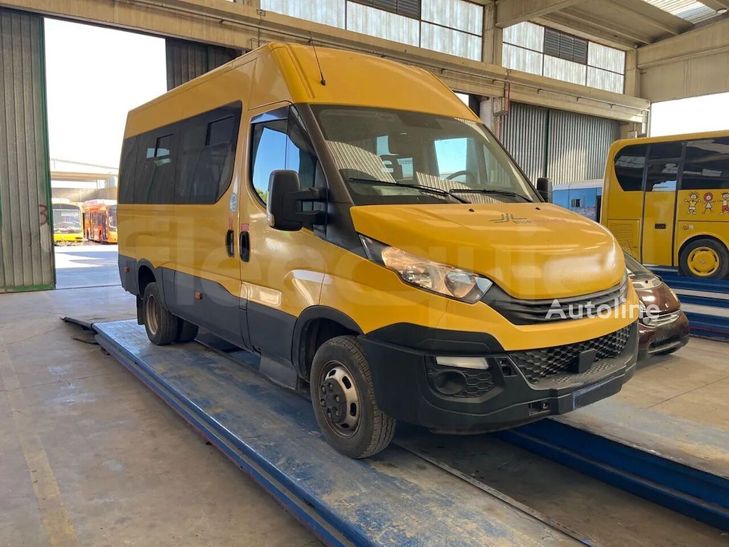 IVECO Daily putnički minibus