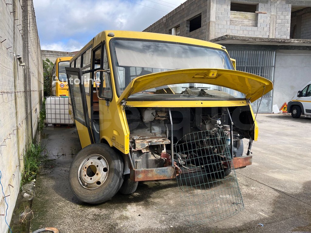 IVECO Cacciamali školski autobus