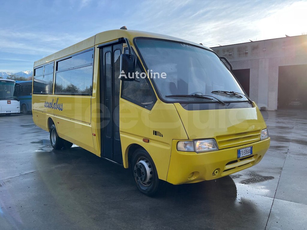 IVECO Cacciamali školski autobus