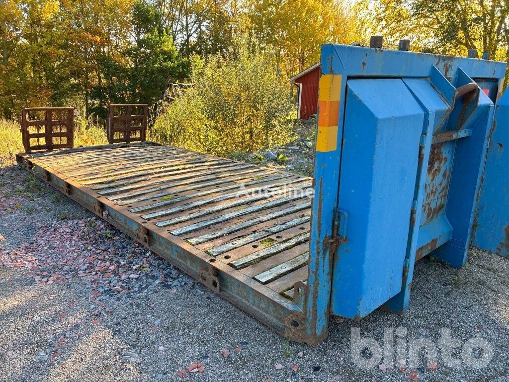 Prodaje se CMT MFL 01 karoseriju platformu na aukciji