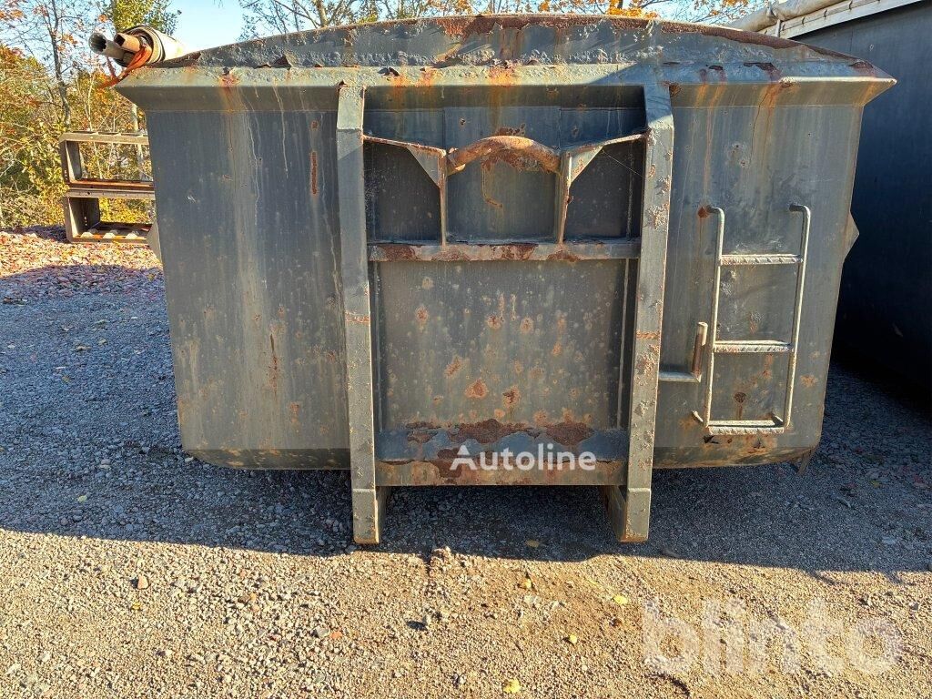 Prodaje se CMT OTT221 karoseriju kipera na aukciji