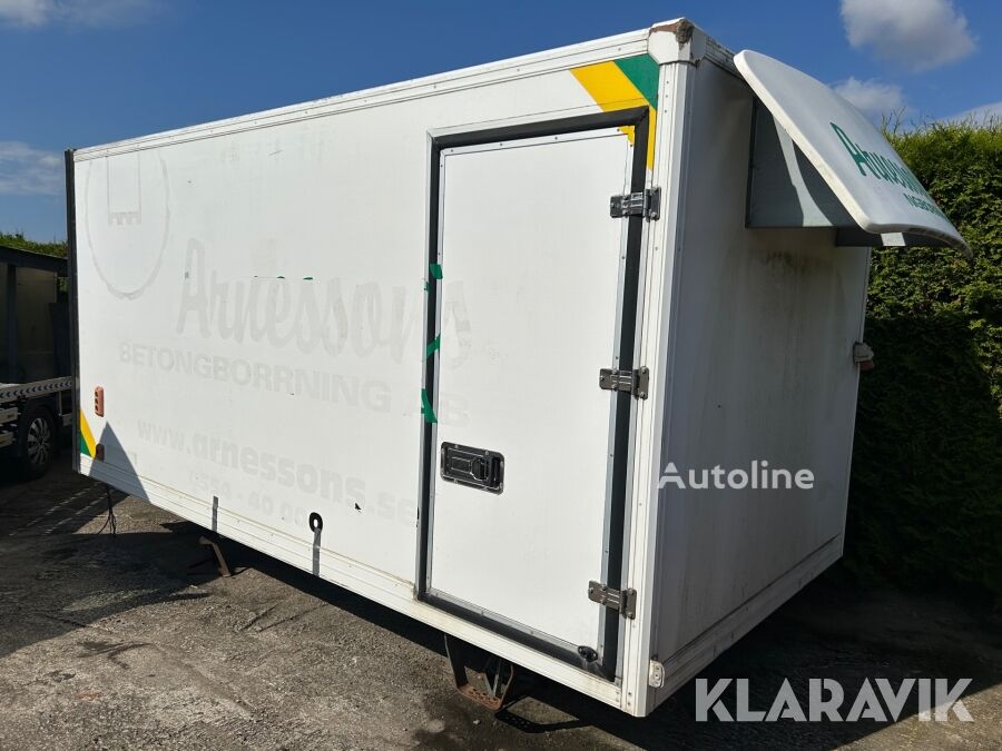 Prodaje se Skåp karoseriju furgona na aukciji