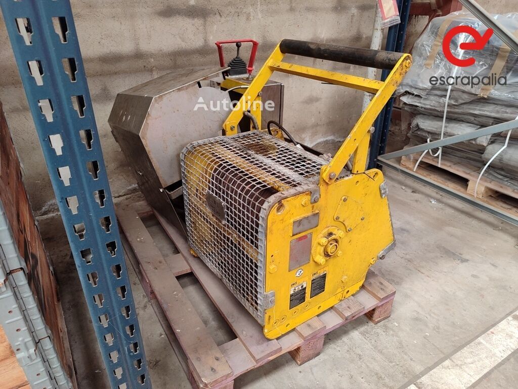 Prodaje se Cabrestante eléctrico (winche eléctrico) EMCÉ vitla na aukciji