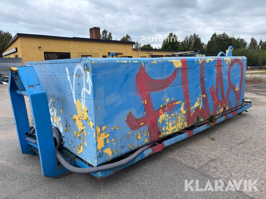 Prodaje se Vattentank 13 m³ karoseriju kipera na aukciji