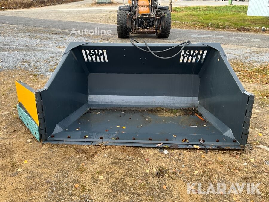 Prodaje se UFO Multiskopa UFO raonik za sneg na aukciji