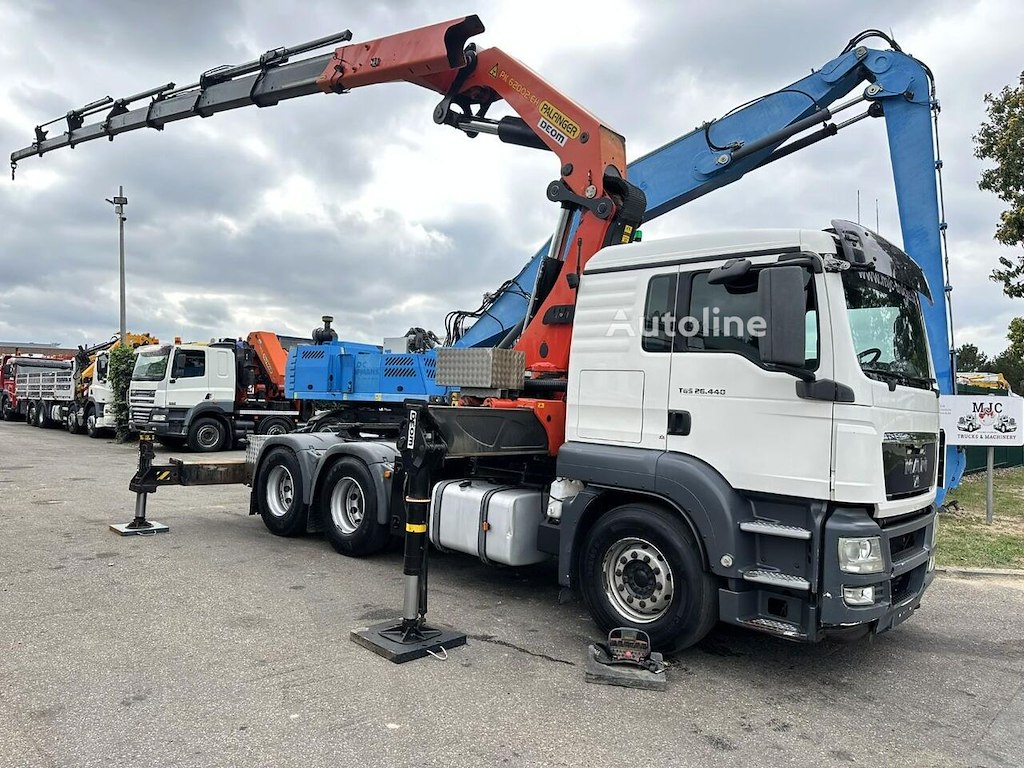 MAN TGS 26.440 6X4 + (22m) CRANE PALFINGER PK62002 E 6x H + 1ME - RE tegljač