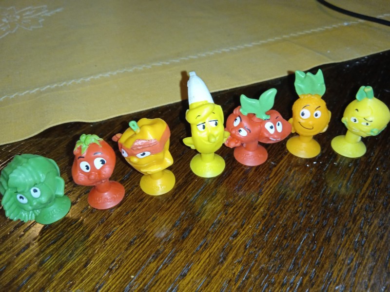 Stikeez figurice Fresh heads