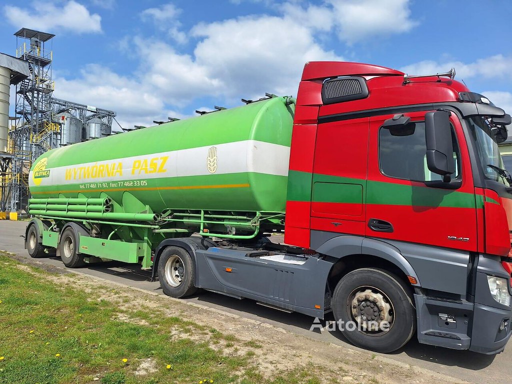Mercedes-Benz Actros 1842 tegljač + cisterna silos