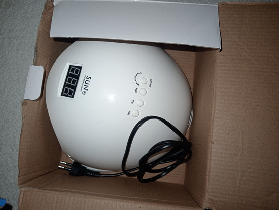 LED lampa za nokte