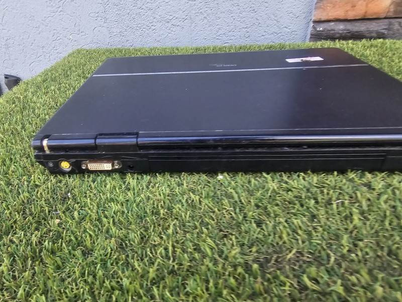 Laptop iz Nemacke
