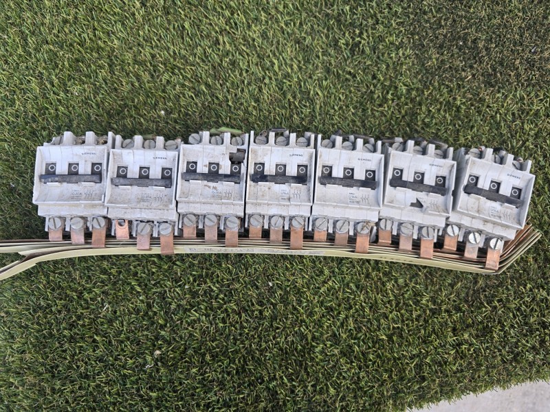 Set automatskih osiguračaSet automatskih osigurača