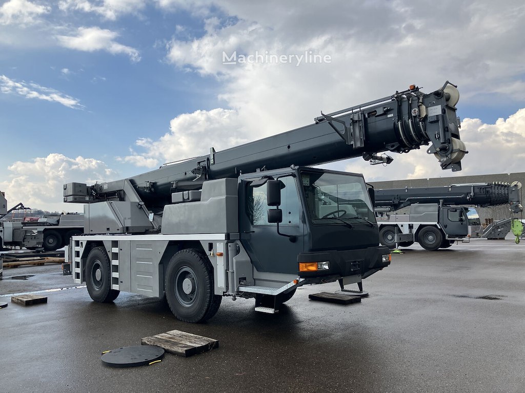 Liebherr LTM 1030-2.1 dizalica za sve terene