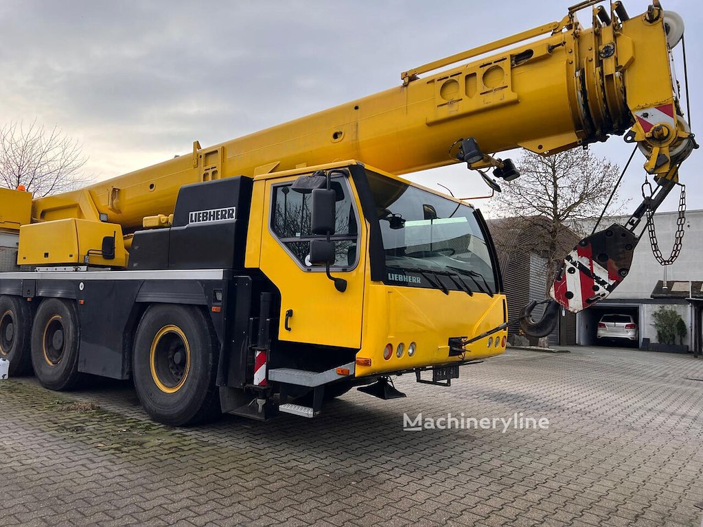 Liebherr LTM 1045-3.1 dizalica za sve terene