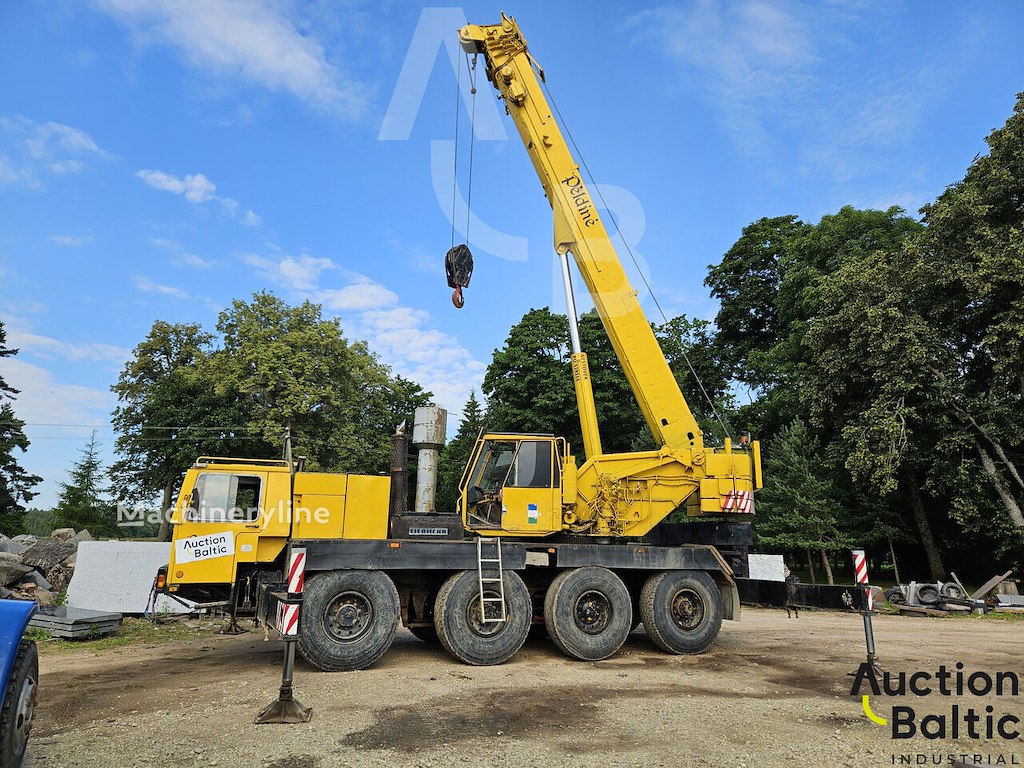 Prodaje se Liebherr LTM 1060 autodizalicu na aukciji