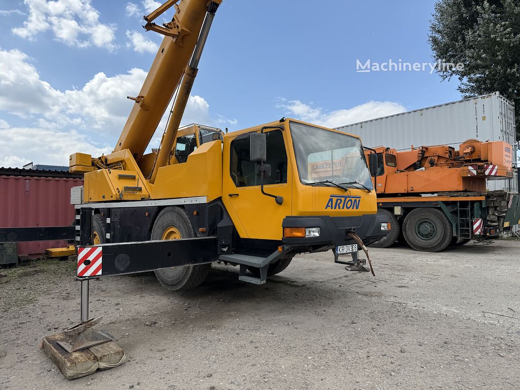 Liebherr LTM 1030 autodizalica