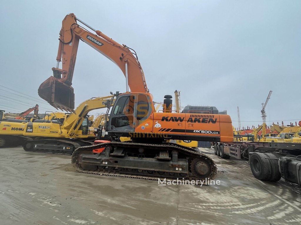 Doosan DX500LCA bager guseničar