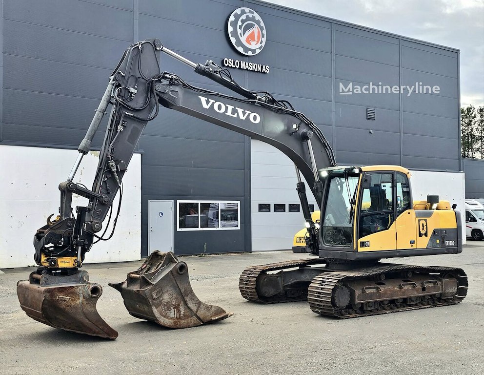 Volvo EC180 DL bager guseničar