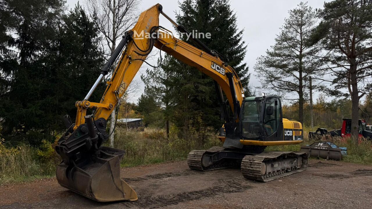 JCB JS210LC bager guseničar