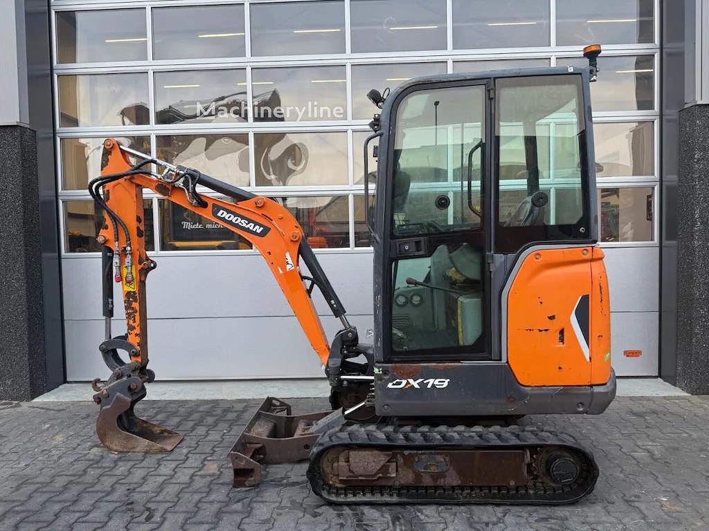 Doosan DX19 mini bager