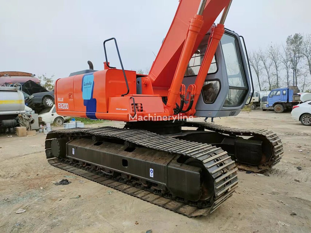 Hitachi EX200 bager guseničar