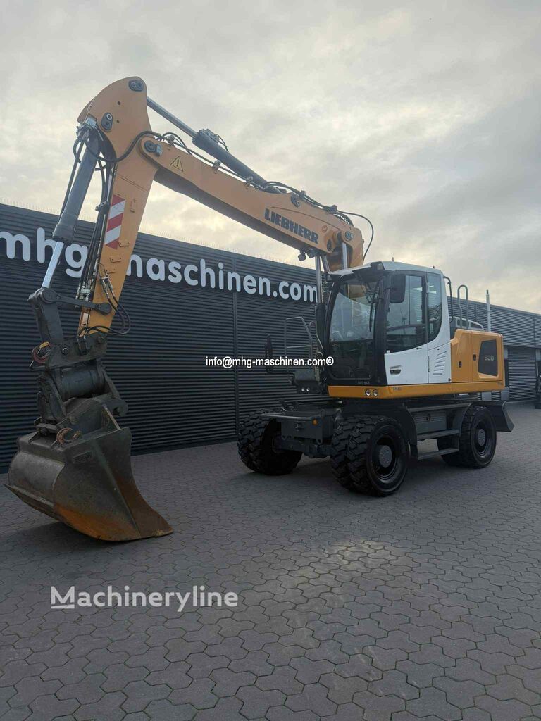 Liebherr A920 1Hd bager točkaš